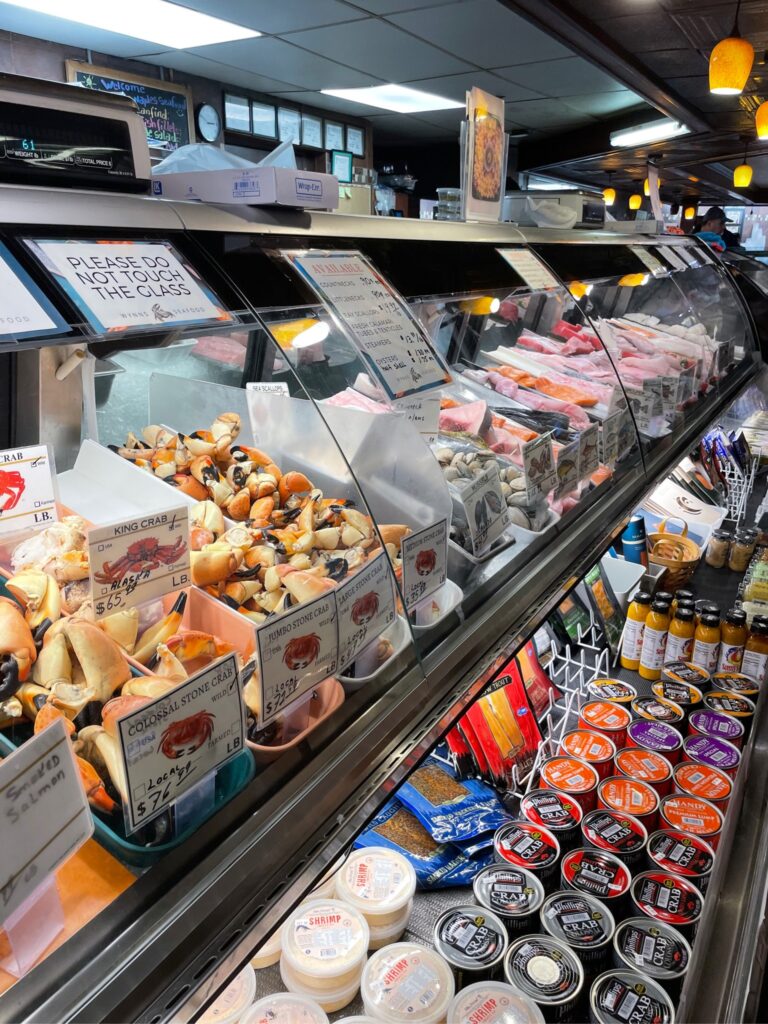 Exploring Naples, Florida: A Guide to the Best Grocery Stores - COME TO ...